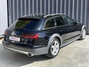 Black Audi A6 Allroad 2017 in Vilnius, with an engine capacity of 2.97 L and mileage of 278 thousand km for 13500 €, photo 4 on AUTOMOTO.COM.LV