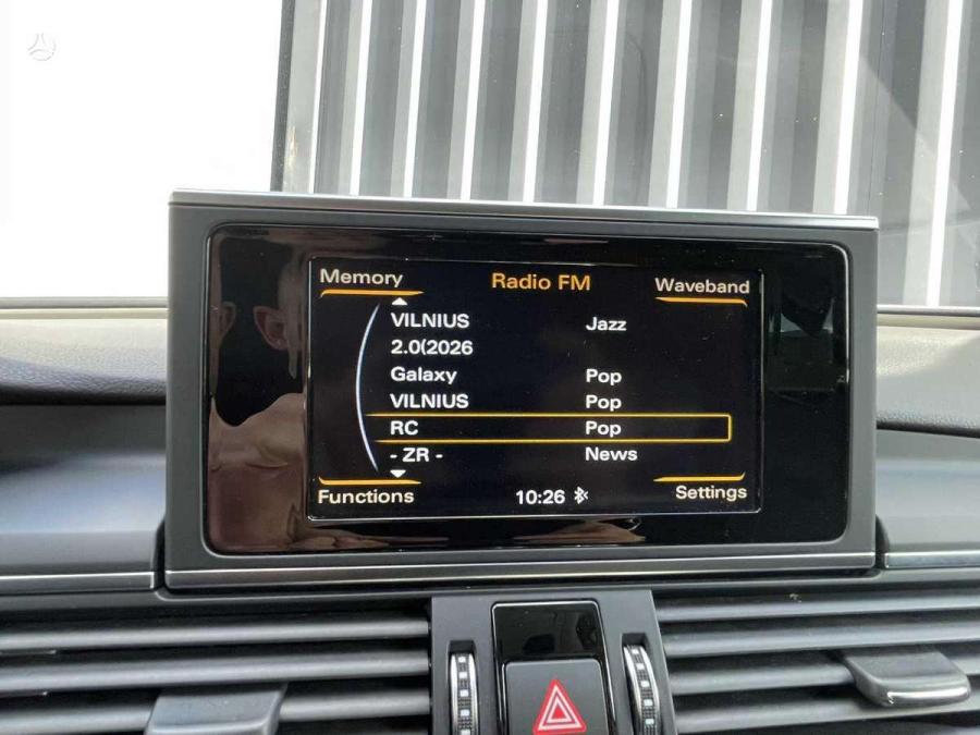 Black Audi A6 Allroad 2017 in Vilnius, with an engine capacity of 2.97 L and mileage of 278 thousand km for 13500 €, photo 20 on AUTOMOTO.COM.LV