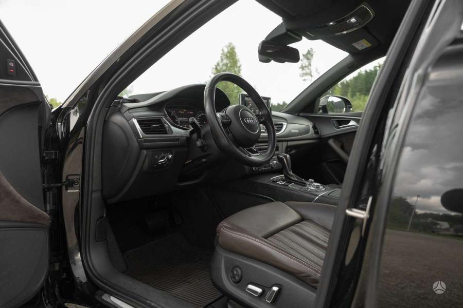 Black Audi A6 Allroad 2018 in Vilnius, with an engine capacity of 2.97 L and mileage of 186 thousand km for 18950 €, photo 16 on AUTOMOTO.COM.LV