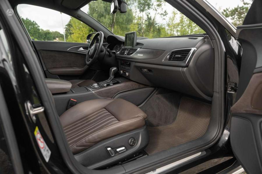 Black Audi A6 Allroad 2018 in Vilnius, with an engine capacity of 2.97 L and mileage of 186 thousand km for 18950 €, photo 18 on AUTOMOTO.COM.LV