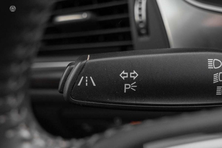 Black Audi A6 Allroad 2018 in Vilnius, with an engine capacity of 2.97 L and mileage of 186 thousand km for 18950 €, photo 27 on AUTOMOTO.COM.LV