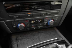 Black Audi A6 Allroad 2018 in Vilnius, with an engine capacity of 2.97 L and mileage of 186 thousand km for 18950 €, photo 33 on AUTOMOTO.COM.LV