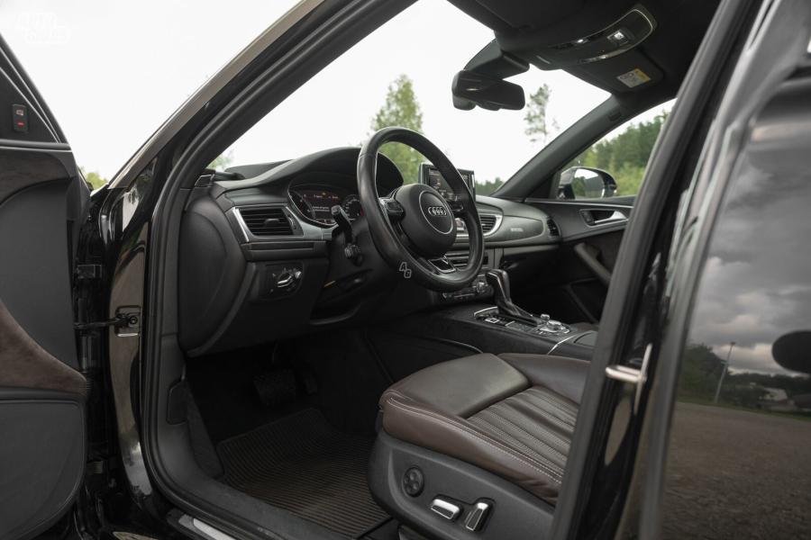 Melns Audi A6 Allroad 2018 Viļņa, ar dzinēja tilpumu 3.00 L un nobraukumu 186 tūkst. km par 18950 €, foto 16 vietnē AUTOMOTO.COM.LV
