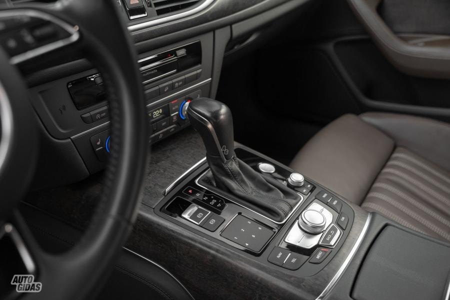 Melns Audi A6 Allroad 2018 Viļņa, ar dzinēja tilpumu 3.00 L un nobraukumu 186 tūkst. km par 18950 €, foto 35 vietnē AUTOMOTO.COM.LV