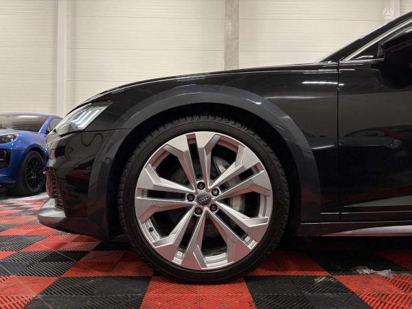 Black Audi A6 Allroad 2020 in Vilnius, with an engine capacity of 2.97 L and mileage of 260 thousand km for 28990 €, photo 9 on AUTOMOTO.COM.LV