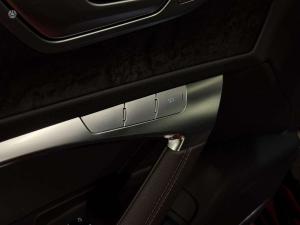 Melns Audi A6 Allroad 2020 Viļņa, ar dzinēja tilpumu 2.97 L un nobraukumu 260 tūkst. km par 28990 €, foto 15 vietnē AUTOMOTO.COM.LV