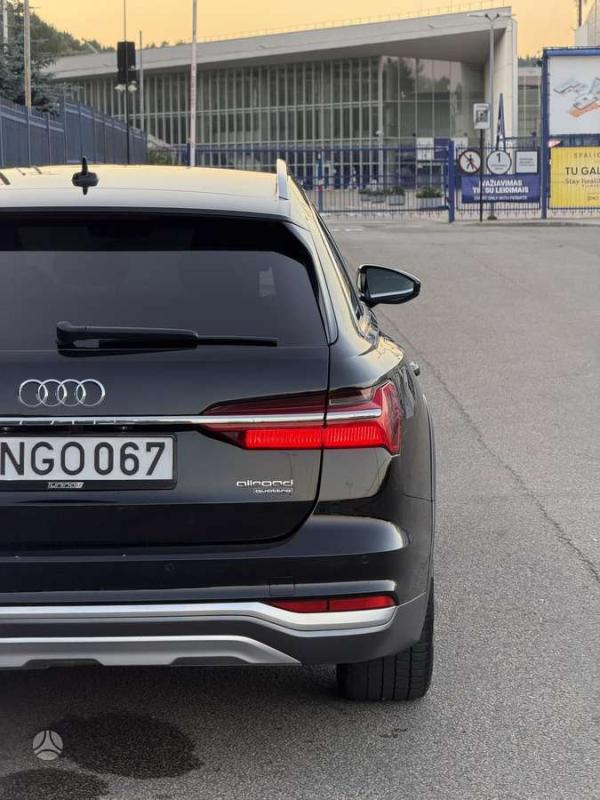 Melns Audi A6 Allroad 2021 Viļņa, ar dzinēja tilpumu 2.97 L un nobraukumu 189 tūkst. km par 29500 €, foto 4 vietnē AUTOMOTO.COM.LV