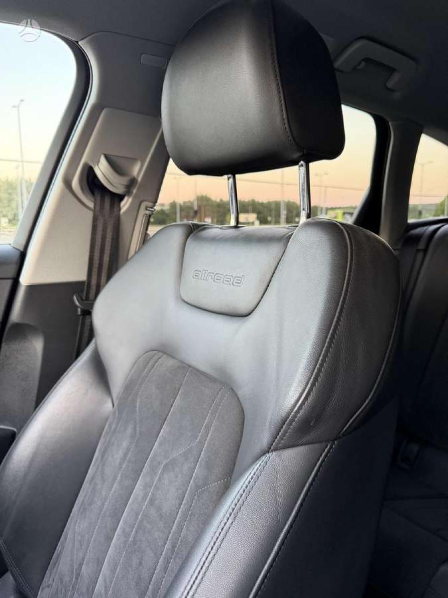Black Audi A6 Allroad 2021 in Vilnius, with an engine capacity of 2.97 L and mileage of 189 thousand km for 29500 €, photo 29 on AUTOMOTO.COM.LV