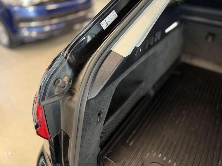 Melns Audi A6 Allroad 2021 Klaipėda, ar dzinēja tilpumu 2.97 L un nobraukumu 213 tūkst. km par 24700 €, foto 18 vietnē AUTOMOTO.COM.LV
