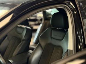 Melns Audi A6 Allroad 2021 Klaipėda, ar dzinēja tilpumu 2.97 L un nobraukumu 213 tūkst. km par 24700 €, foto 25 vietnē AUTOMOTO.COM.LV