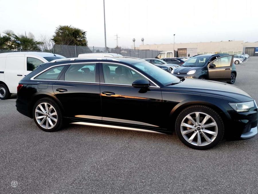 Melns Audi A6 Allroad 2022 Panevēža, ar dzinēja tilpumu 2.00 L un nobraukumu 206 tūkst. km par 29000 €, foto 3 vietnē AUTOMOTO.COM.LV
