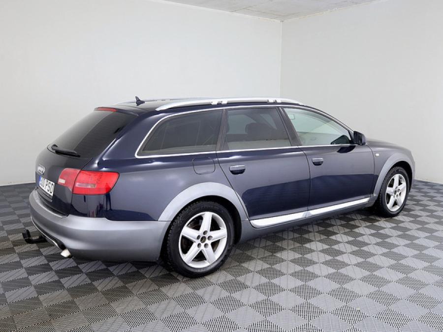Blue Audi A6 Allroad 2007 in Tallinn, with an engine capacity of 3.00 L and mileage of 299 thousand km for 2099 €, photo 4 on AUTOMOTO.COM.LV