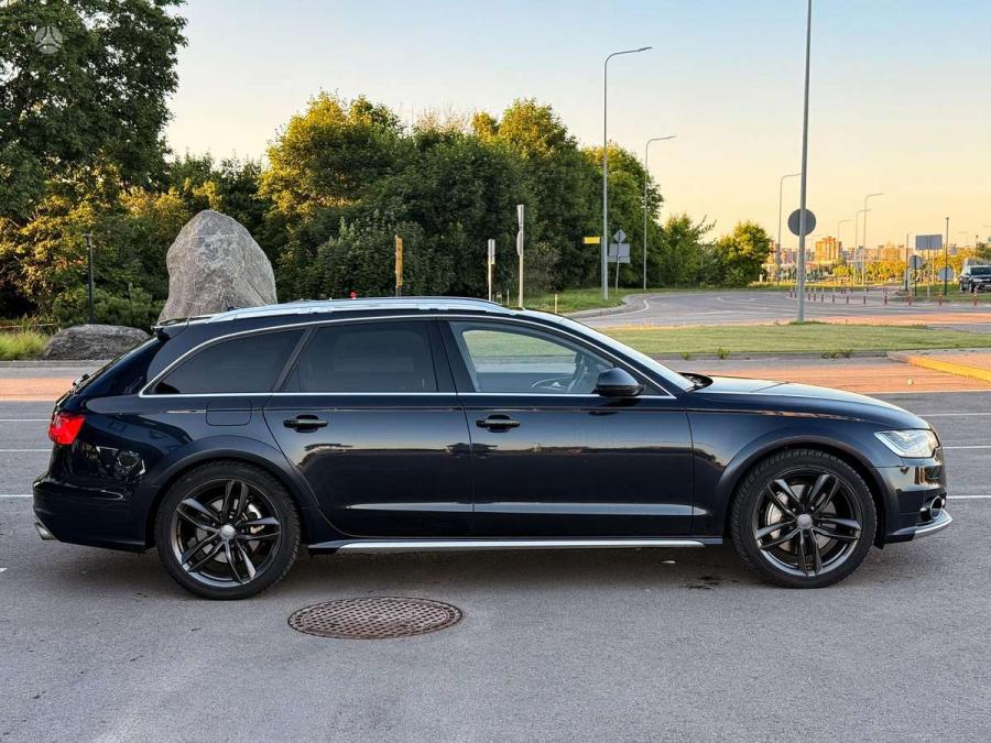 Blue Audi A6 Allroad 2014 in Raseiniai, with an engine capacity of 2.97 L and mileage of 257 thousand km for 15900 €, photo 6 on AUTOMOTO.COM.LV