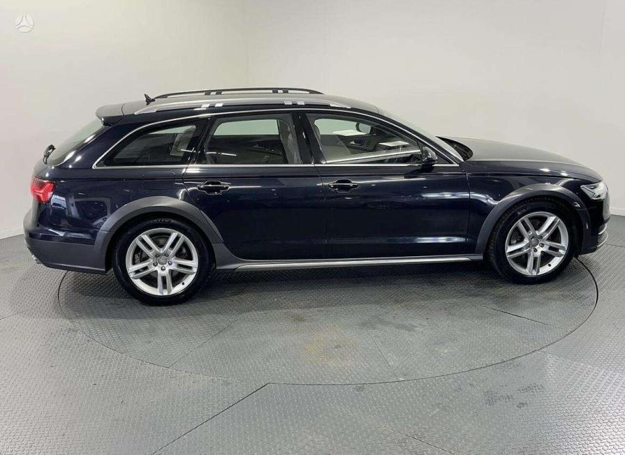 Blue Audi A6 Allroad 2016 in Raseiniai, with an engine capacity of 2.97 L and mileage of 230 thousand km for 8700 €, photo 5 on AUTOMOTO.COM.LV