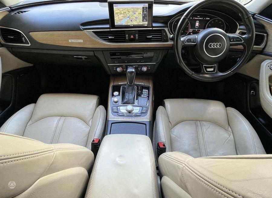 Blue Audi A6 Allroad 2016 in Raseiniai, with an engine capacity of 2.97 L and mileage of 230 thousand km for 8700 €, photo 8 on AUTOMOTO.COM.LV