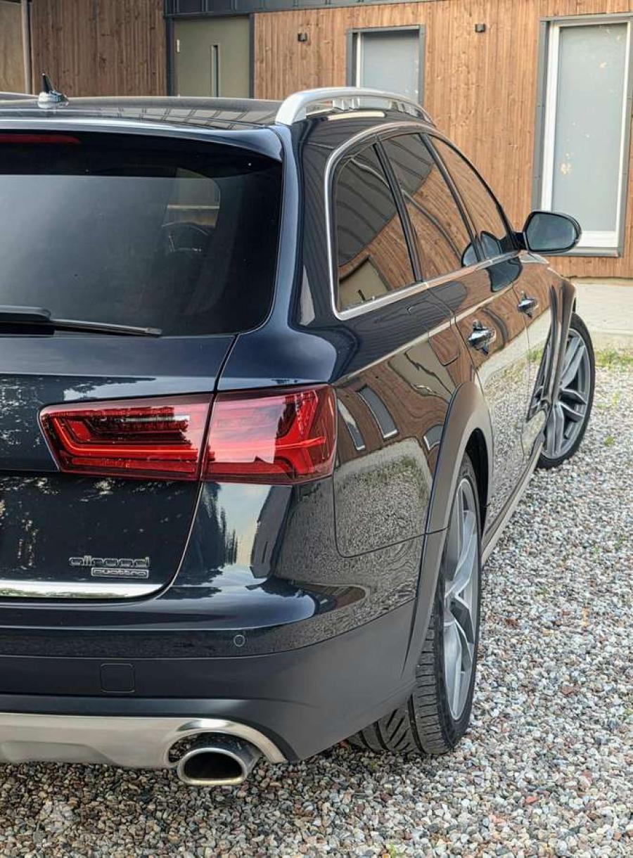 Blue Audi A6 Allroad 2018 in Raseiniai, with an engine capacity of 3.00 L and mileage of 290 thousand km for 16499 €, photo 43 on AUTOMOTO.COM.LV