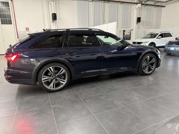 Blue Audi A6 Allroad 2022 in Siauliai, with an engine capacity of 3.00 L and mileage of 190 thousand km for 32500 €, photo 6 on AUTOMOTO.COM.LV