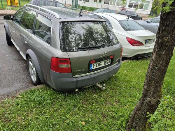 Коричневый Ауди А6 Олроуд 2005 в Вильнюс, объемом двигателя 2.50 л и пробегом 280 тыс. км за 1250 €, фото 4 на AUTOMOTO.COM.LV