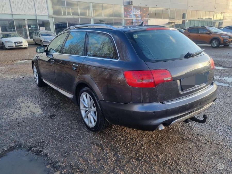 Brown Audi A6 Allroad 2007 in Kaunas, with an engine capacity of 2.97 L and mileage of 349 thousand km for 3750 €, photo 3 on AUTOMOTO.COM.LV