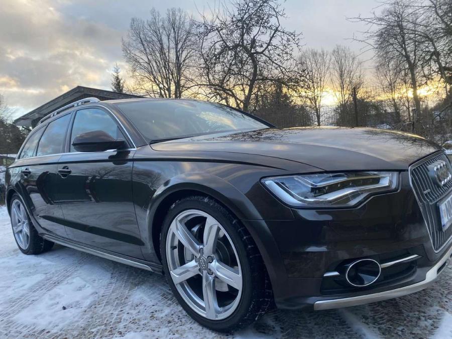 Brown Audi A6 Allroad 2012 in Vilnius, with an engine capacity of 2.97 L and mileage of 173 thousand km for 19200 €, photo 1 on AUTOMOTO.COM.LV