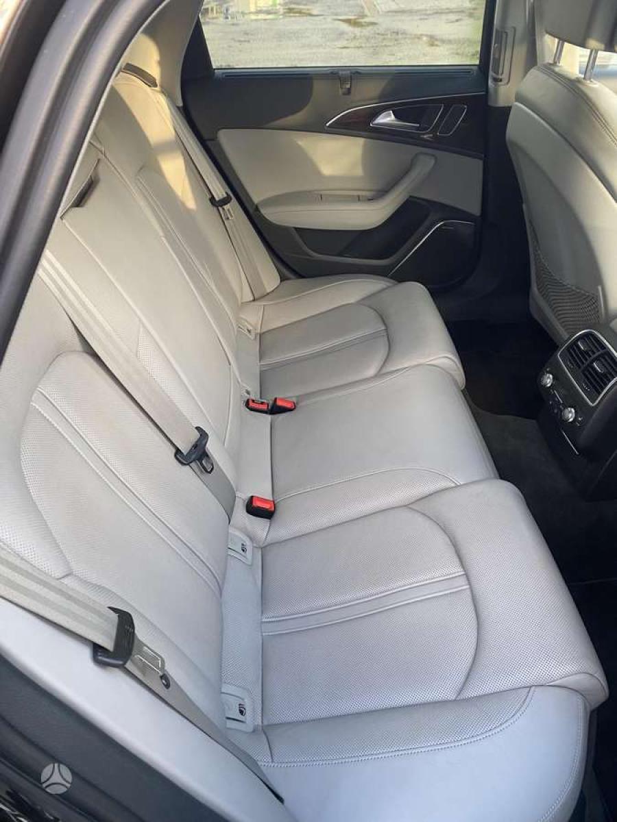Brown Audi A6 Allroad 2012 in Vilnius, with an engine capacity of 2.97 L and mileage of 176 thousand km for 17500 €, photo 37 on AUTOMOTO.COM.LV