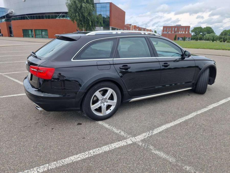 Brown Audi A6 Allroad 2012 in Klaipeda, with an engine capacity of 2.97 L and mileage of 350 thousand km for 12600 €, photo 6 on AUTOMOTO.COM.LV