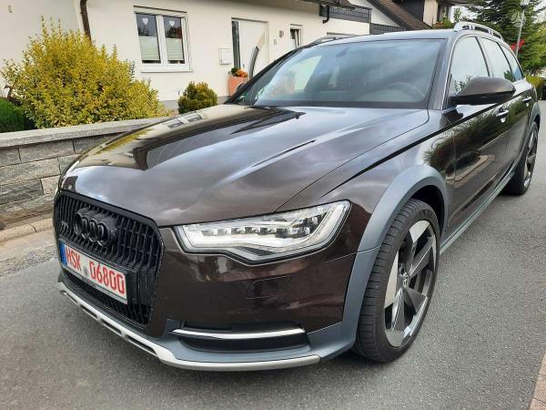 Brown Audi A6 Allroad 2012 in Utena, with an engine capacity of 2.97 L and mileage of 294 thousand km for 8950 €, photo 6 on AUTOMOTO.COM.LV