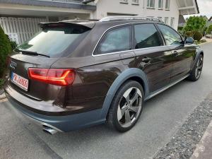 Brown Audi A6 Allroad 2012 in Utena, with an engine capacity of 2.97 L and mileage of 294 thousand km for 8950 €, photo 10 on AUTOMOTO.COM.LV