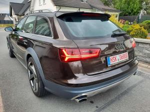 Brown Audi A6 Allroad 2012 in Utena, with an engine capacity of 2.97 L and mileage of 294 thousand km for 8950 €, photo 13 on AUTOMOTO.COM.LV