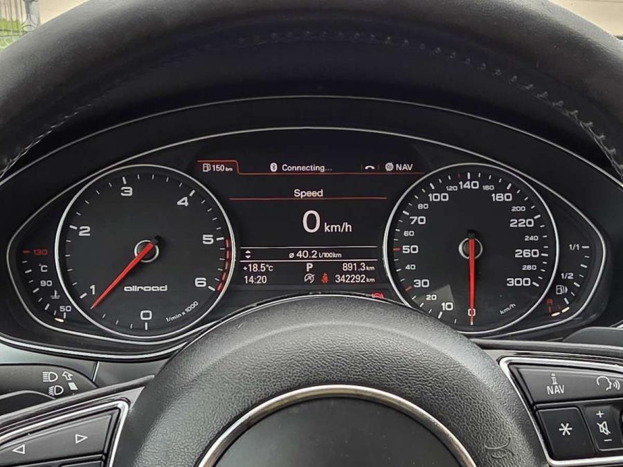 Brūns Audi A6 Allroad 2012 Tauragė, ar dzinēja tilpumu 2.97 L un nobraukumu 340 tūkst. km par 8900 €, foto 22 vietnē AUTOMOTO.COM.LV
