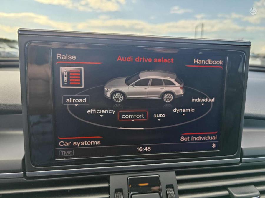 Brown Audi A6 Allroad 2012 in Vilnius, with an engine capacity of 2.97 L and mileage of 255 thousand km for 11700 €, photo 39 on AUTOMOTO.COM.LV