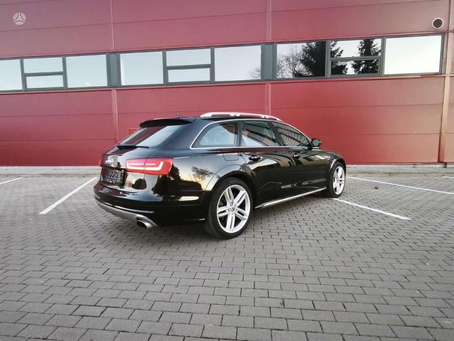Brown Audi A6 Allroad 2013 in Kaunas, with an engine capacity of 2.97 L and mileage of 27 thousand km for 12450 €, photo 1 on AUTOMOTO.COM.LV