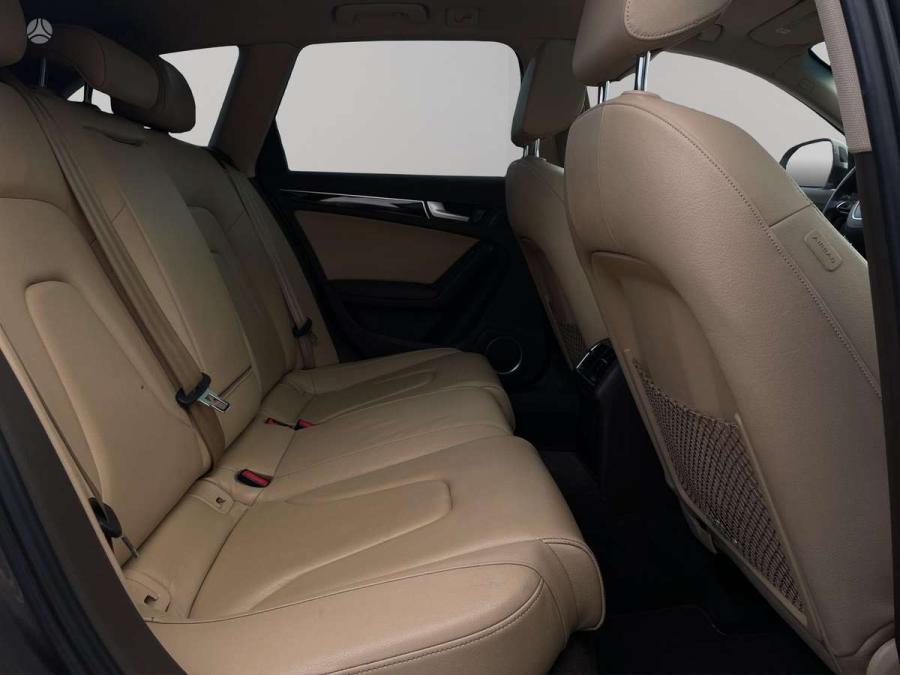 Brown Audi A6 Allroad 2014 in Vilnius, with an engine capacity of 2.00 L and mileage of 192 thousand km for 10499 €, photo 11 on AUTOMOTO.COM.LV