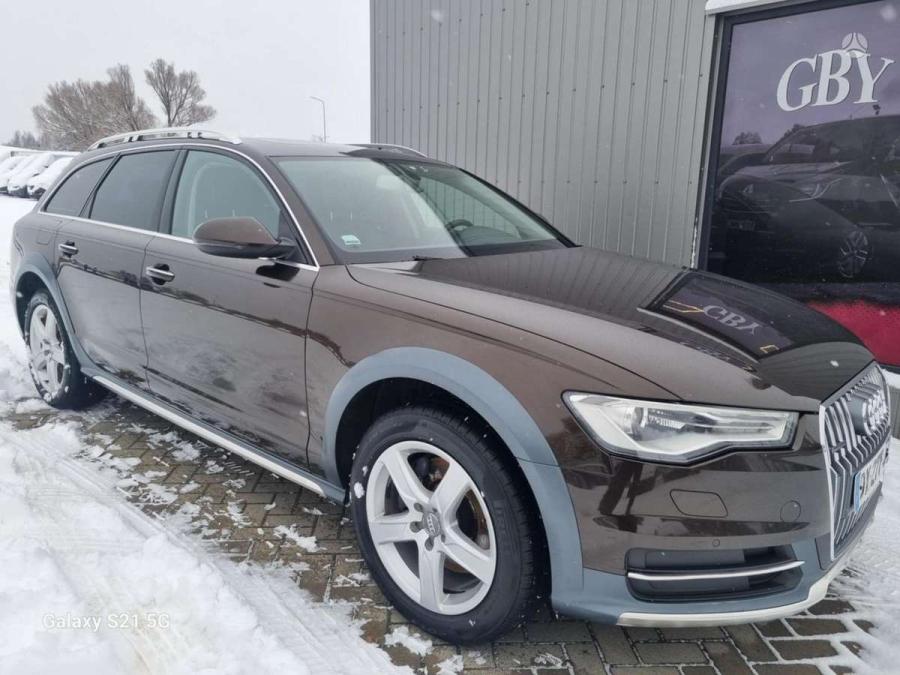 Brown Audi A6 Allroad 2015 in Taurage, with an engine capacity of 3.00 L and mileage of 267 thousand km for 13900 €, photo 3 on AUTOMOTO.COM.LV
