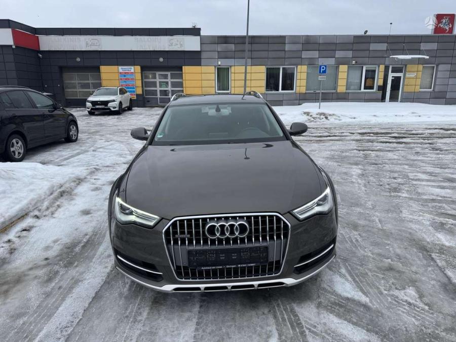 Brown Audi A6 Allroad 2015 in Kaunas, with an engine capacity of 2.97 L and mileage of 274 thousand km for 13790 €, photo 2 on AUTOMOTO.COM.LV