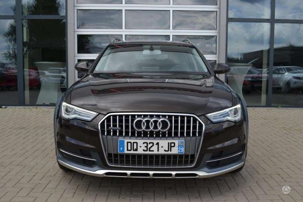 Brown Audi A6 Allroad 2015 in Vilnius, with an engine capacity of 2.97 L and mileage of 255 thousand km for 15000 €, photo 3 on AUTOMOTO.COM.LV