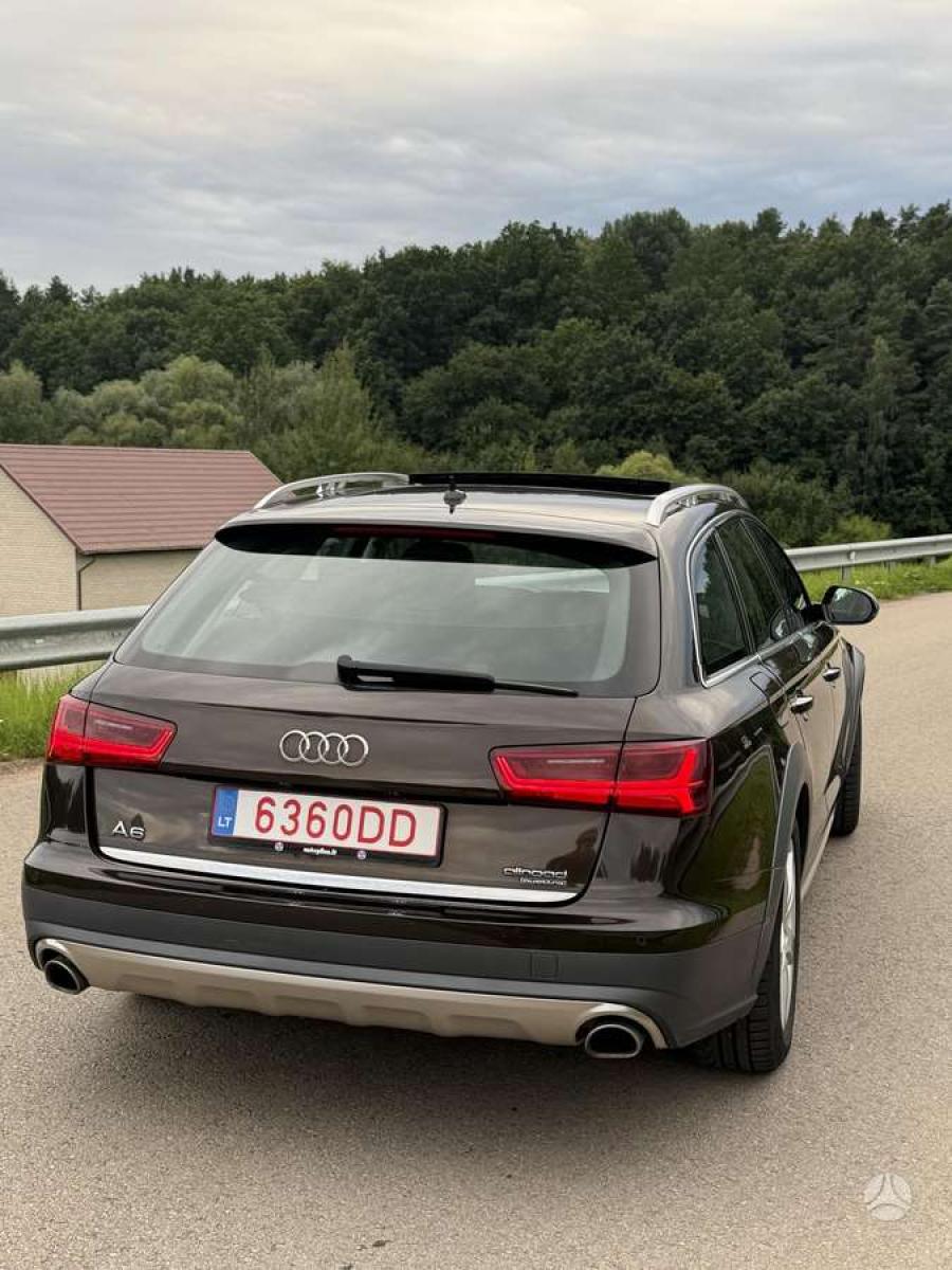 Brown Audi A6 Allroad 2015 in Jurbarkas, with an engine capacity of 2.97 L and mileage of 345 thousand km for 9999 €, photo 5 on AUTOMOTO.COM.LV
