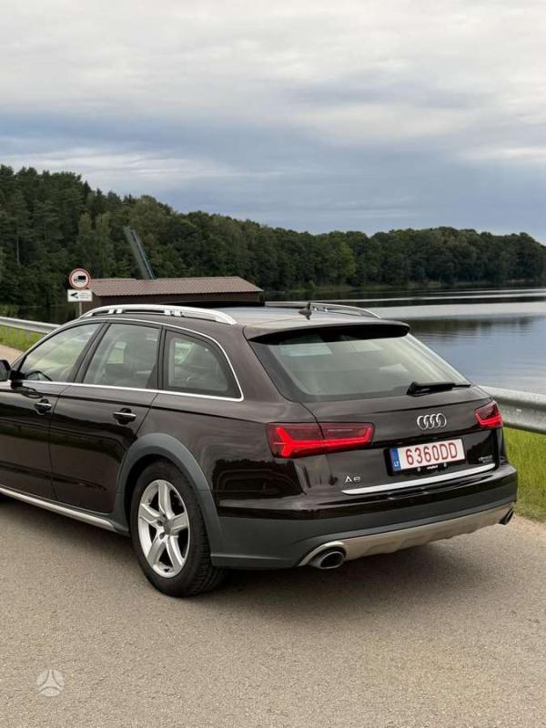 Brown Audi A6 Allroad 2015 in Jurbarkas, with an engine capacity of 2.97 L and mileage of 345 thousand km for 9999 €, photo 6 on AUTOMOTO.COM.LV