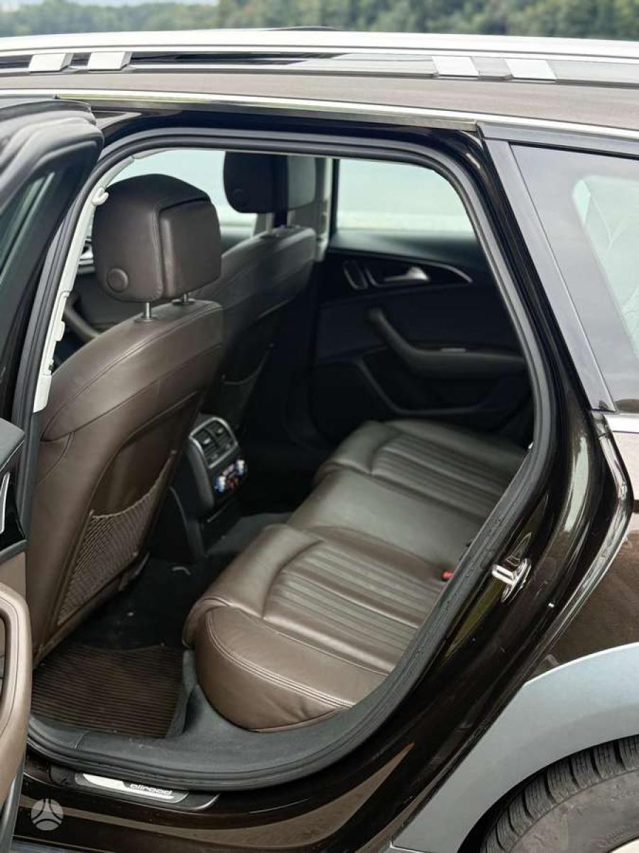 Brown Audi A6 Allroad 2015 in Jurbarkas, with an engine capacity of 2.97 L and mileage of 345 thousand km for 9999 €, photo 9 on AUTOMOTO.COM.LV