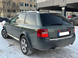 Zaļš Audi A6 Allroad 2002 Kauņa, ar dzinēja tilpumu 2.50 L un nobraukumu 300 tūkst. km par 1650 €, foto 4 vietnē AUTOMOTO.COM.LV