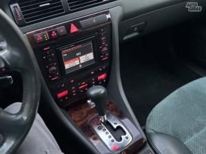 Zaļš Audi A6 Allroad 2002 Kauņa, ar dzinēja tilpumu 2.50 L un nobraukumu 300 tūkst. km par 1650 €, foto 12 vietnē AUTOMOTO.COM.LV