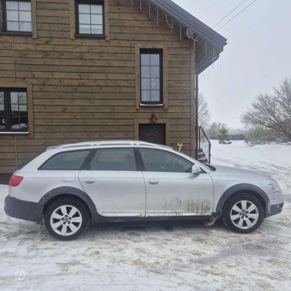 Pelēks Audi A6 Allroad 2007 Elektrėnai, ar dzinēja tilpumu 2.70 L un nobraukumu 260 tūkst. km par 3990 €, foto 4 vietnē AUTOMOTO.COM.LV
