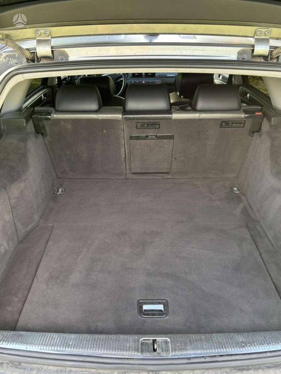 Grey Audi A6 Allroad 2001 in Vilnius, with an engine capacity of 0.00 L and mileage of 312 thousand km for 999 €, photo 11 on AUTOMOTO.COM.LV