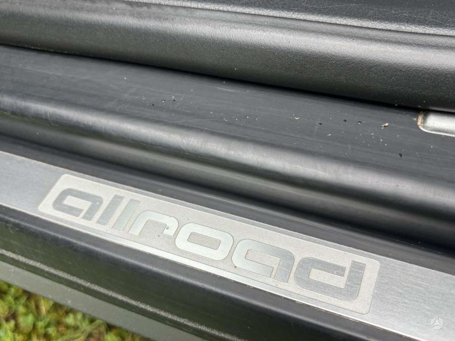 Grey Audi A6 Allroad 2002 in Vilnius, with an engine capacity of 0.00 L and mileage of 308 thousand km for 1750 €, photo 17 on AUTOMOTO.COM.LV
