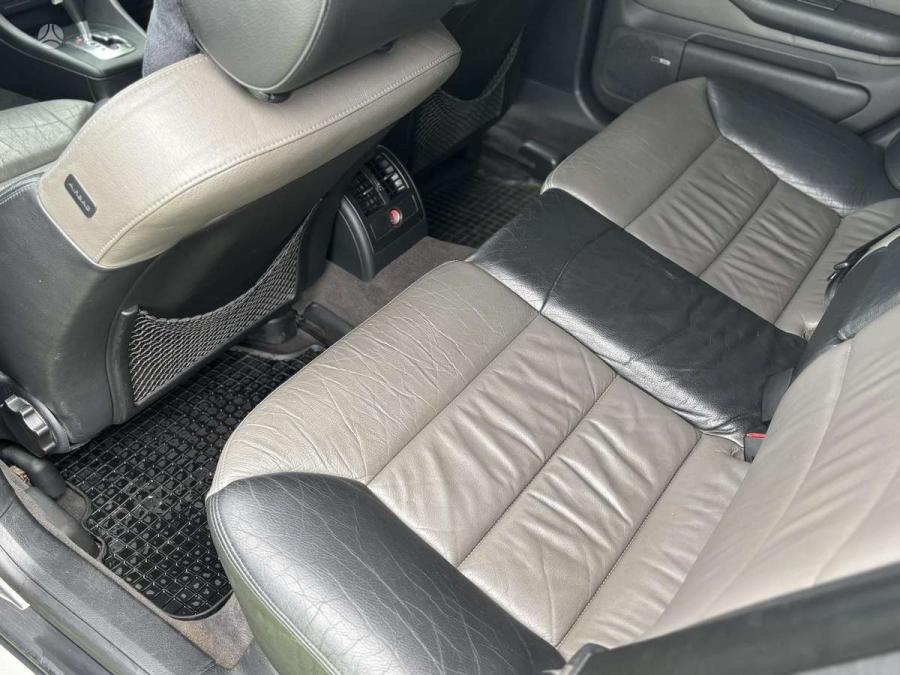 Grey Audi A6 Allroad 2002 in Vilnius, with an engine capacity of 0.00 L and mileage of 308 thousand km for 1750 €, photo 19 on AUTOMOTO.COM.LV