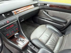 Pelēks Audi A6 Allroad 2003 Viļņa, ar dzinēja tilpumu 2.50 L un nobraukumu 330 tūkst. km par 1350 €, foto 17 vietnē AUTOMOTO.COM.LV