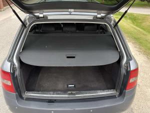 Pelēks Audi A6 Allroad 2003 Viļņa, ar dzinēja tilpumu 2.50 L un nobraukumu 330 tūkst. km par 1350 €, foto 24 vietnē AUTOMOTO.COM.LV