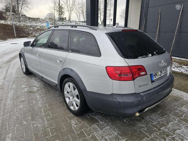 Pelēks Audi A6 Allroad 2006 Viļņa, ar dzinēja tilpumu 2.97 L un nobraukumu 291 tūkst. km par 4700 €, foto 4 vietnē AUTOMOTO.COM.LV
