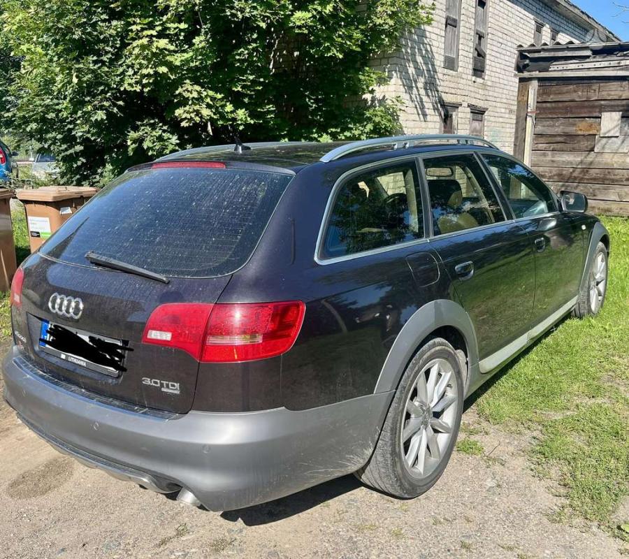 Pelēks Audi A6 Allroad 2006 Klaipėda, ar dzinēja tilpumu 2.97 L un nobraukumu 359 tūkst. km par 3600 €, foto 6 vietnē AUTOMOTO.COM.LV