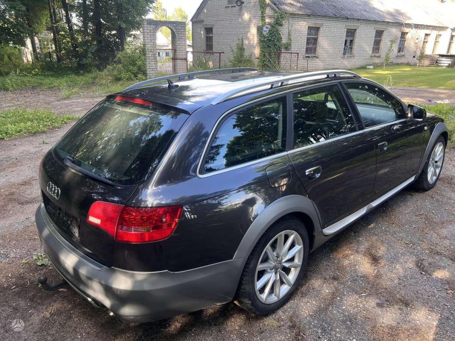 Grey Audi A6 Allroad 2007 in Utena, with an engine capacity of 2.97 L and mileage of 260 thousand km for 4300 €, photo 8 on AUTOMOTO.COM.LV